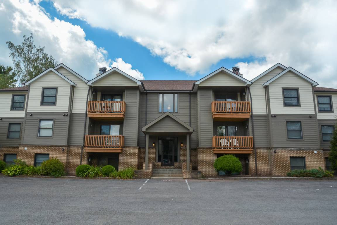 104 M² House ∙ 2 Bedrooms ∙ 6 Guests - Deep Creek Lake, MD