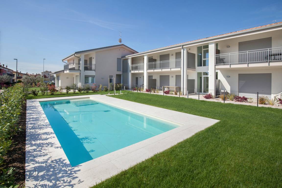 70 M² Ferienwohnung ∙ 2 Schlafzimmer ∙ 4 Gäste - Lazise