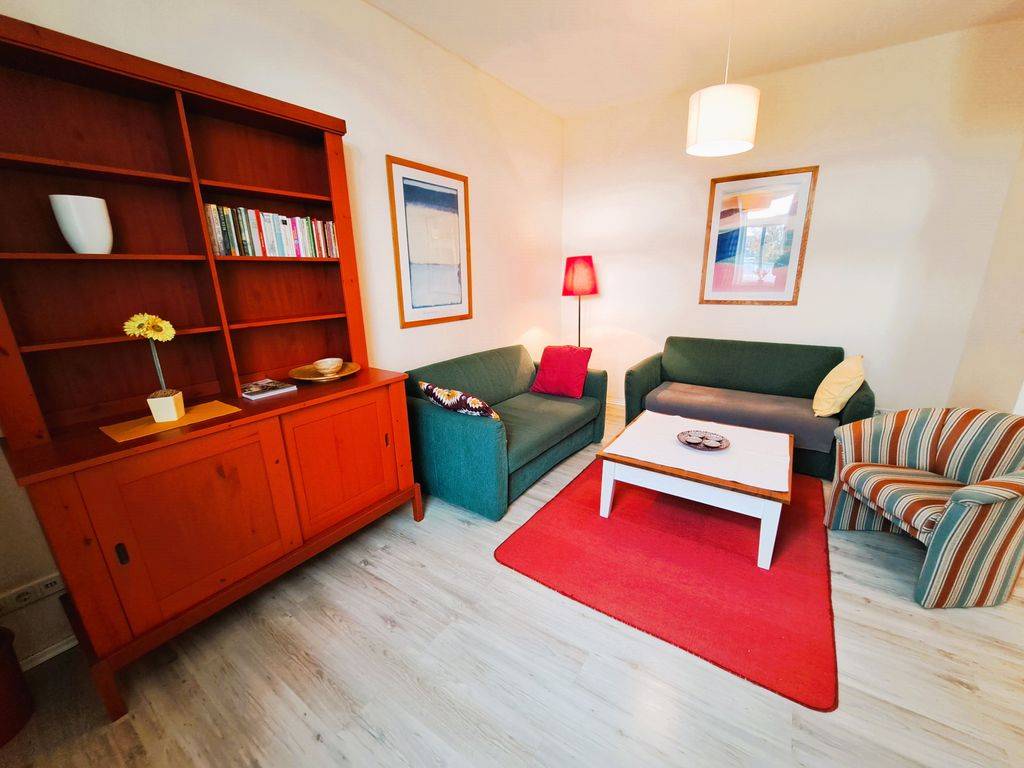 60 M² Ferienwohnung ∙ 2 Schlafzimmer ∙ 4 Gäste - Waren (Müritz)