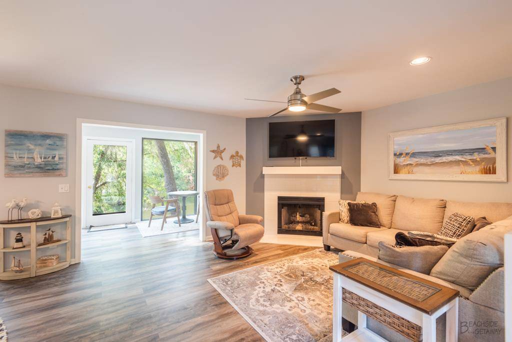 House ∙ 2 Bedrooms ∙ 6 Guests - Hilton Head Island, SC