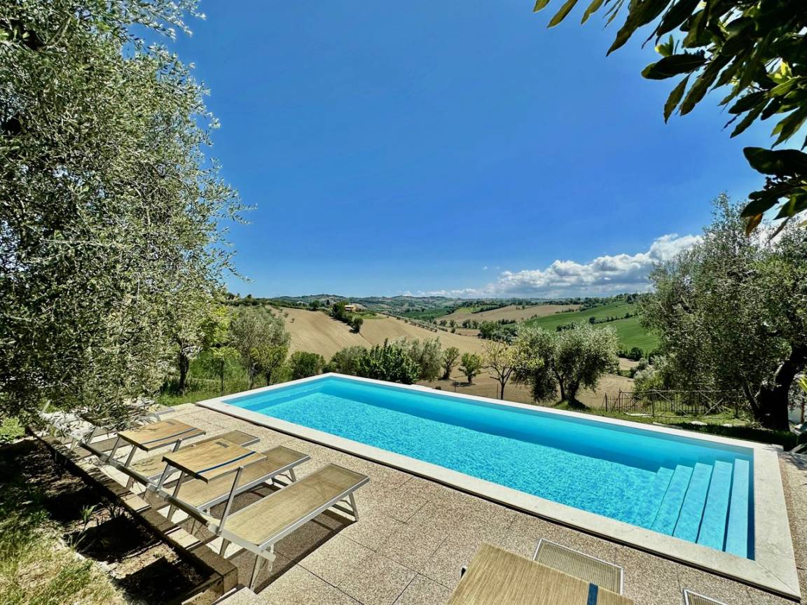 115 M² House ∙ 3 Bedrooms ∙ 12 Guests - Senigallia