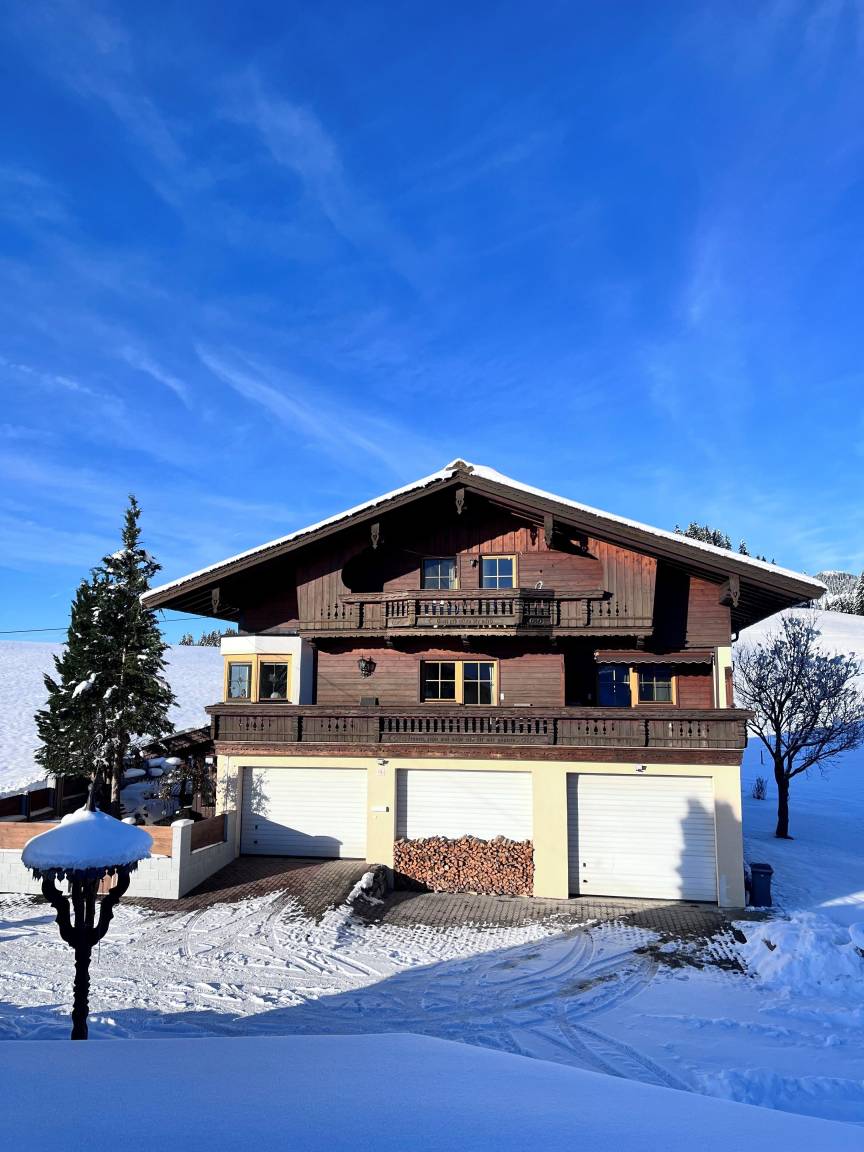 150 M² Hotel ∙ 5 Slaapkamers ∙ 10 Gasten - Raubling