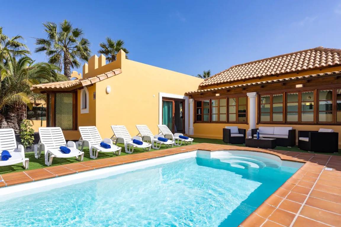 150 M² Villa ∙ 3 Schlafzimmer ∙ 6 Gäste - Corralejo