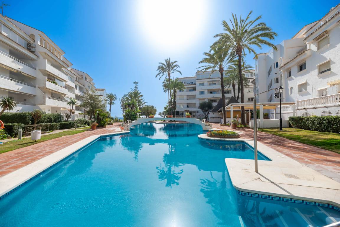 100 M² Apartment ∙ 3 Bedrooms ∙ 6 Guests - Sitio de Calahonda
