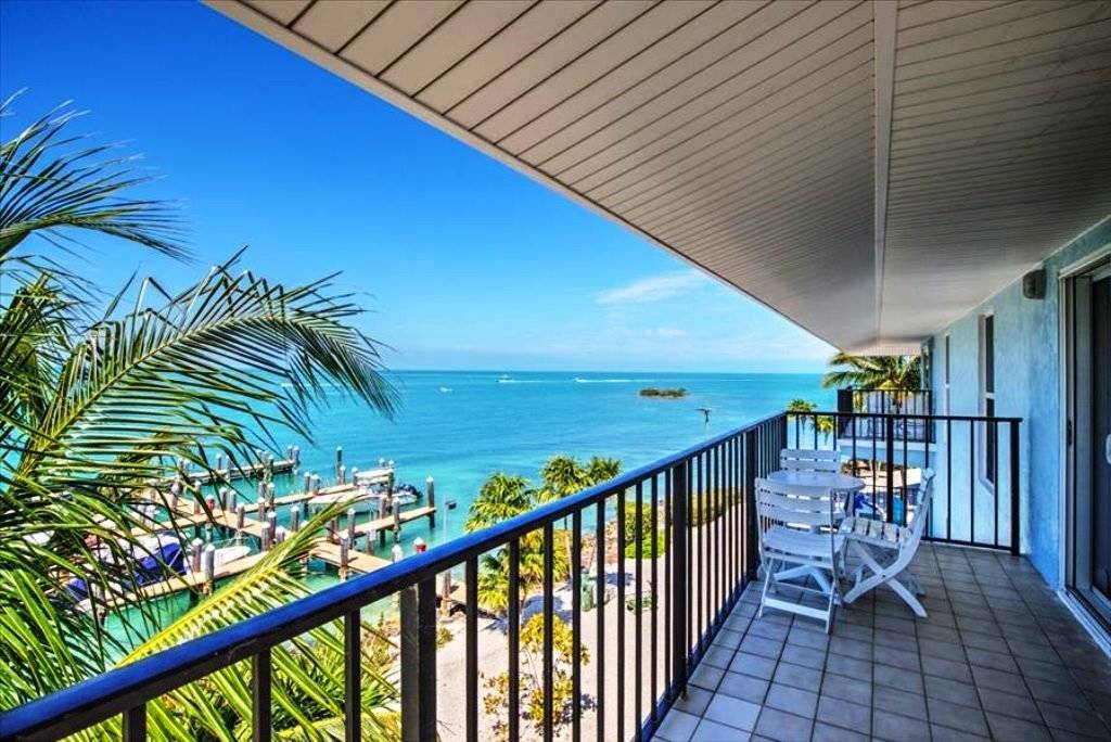 Condo ∙ 2 Bedrooms ∙ 6 Guests - Key Colony Beach, FL