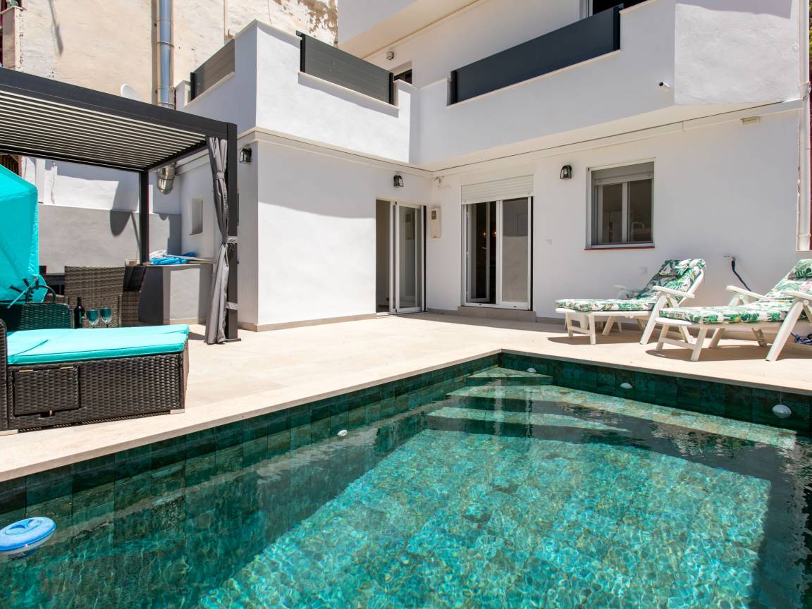 145 M² Talo ∙ 3 Makuuhuonetta ∙ 8 Vierasta - Salobreña