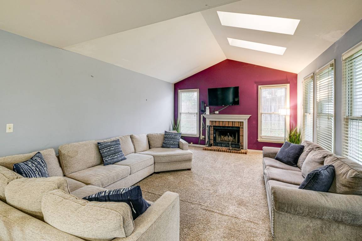 418 M² House ∙ 4 Bedrooms ∙ 12 Guests - Woodbridge, VA