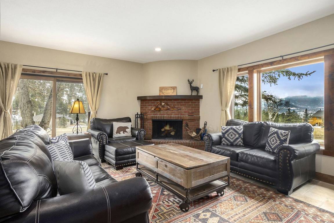 House ∙ 3 Bedrooms ∙ 8 Guests - Estes Park, CO