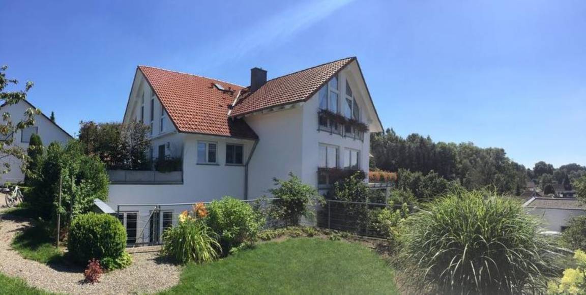 137 M² Apartamento ∙ 3 Quartos ∙ 10 Hóspedes - Singen