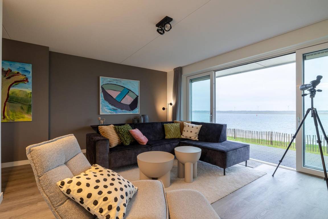 86 M² Appartement ∙ 1 Slaapkamer ∙ 2 Gasten - Bruinisse