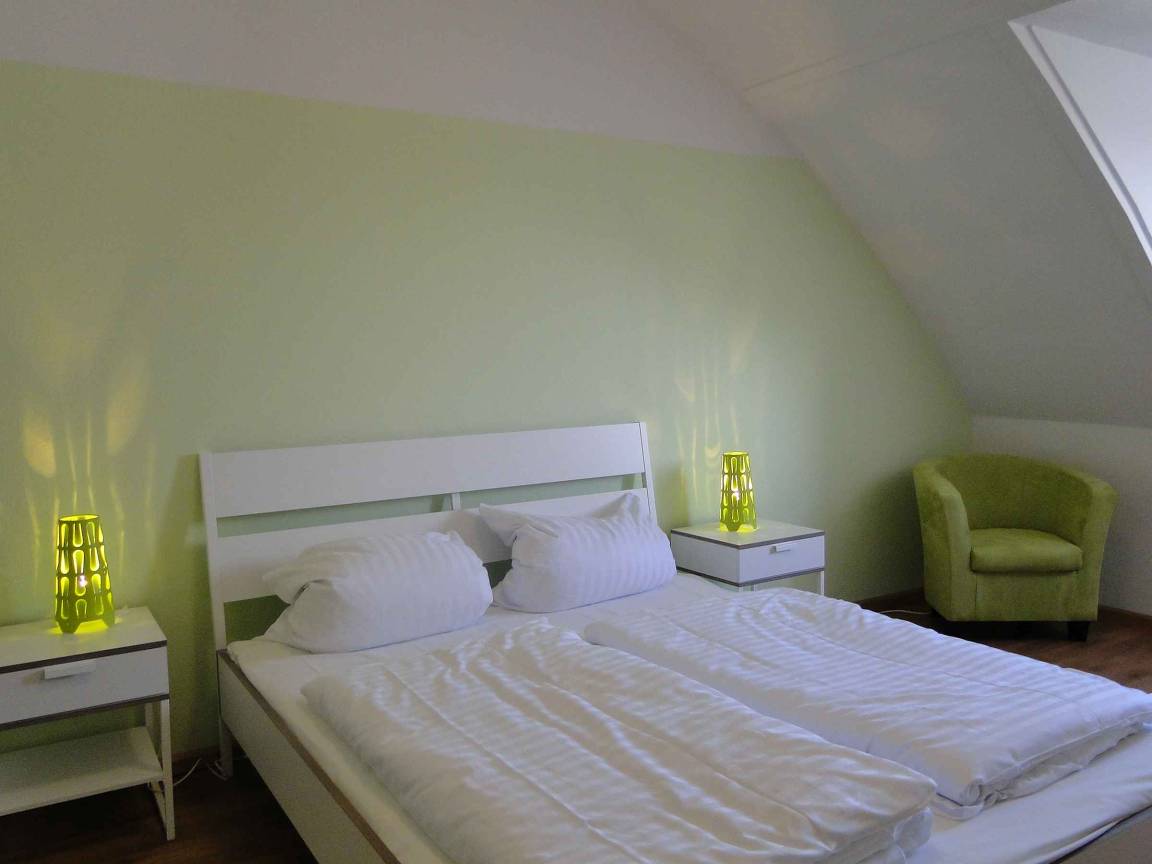 Ostello ∙ 1 Camera Da Letto ∙ 2 Ospiti - Friburgo in Brisgovia