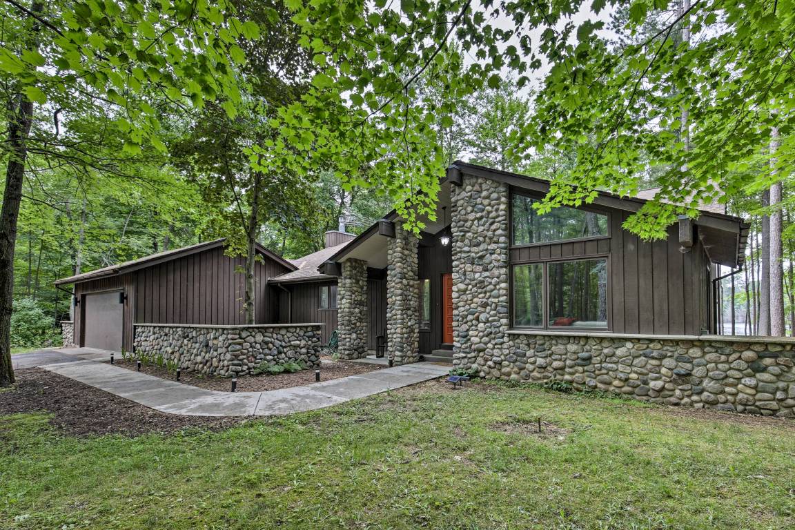 233 M² House ∙ 3 Bedrooms ∙ 8 Guests - Minocqua, WI