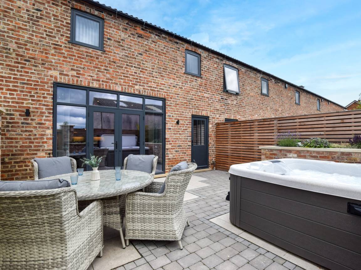 Cottage ∙ 3 Bedrooms ∙ 6 Guests - York
