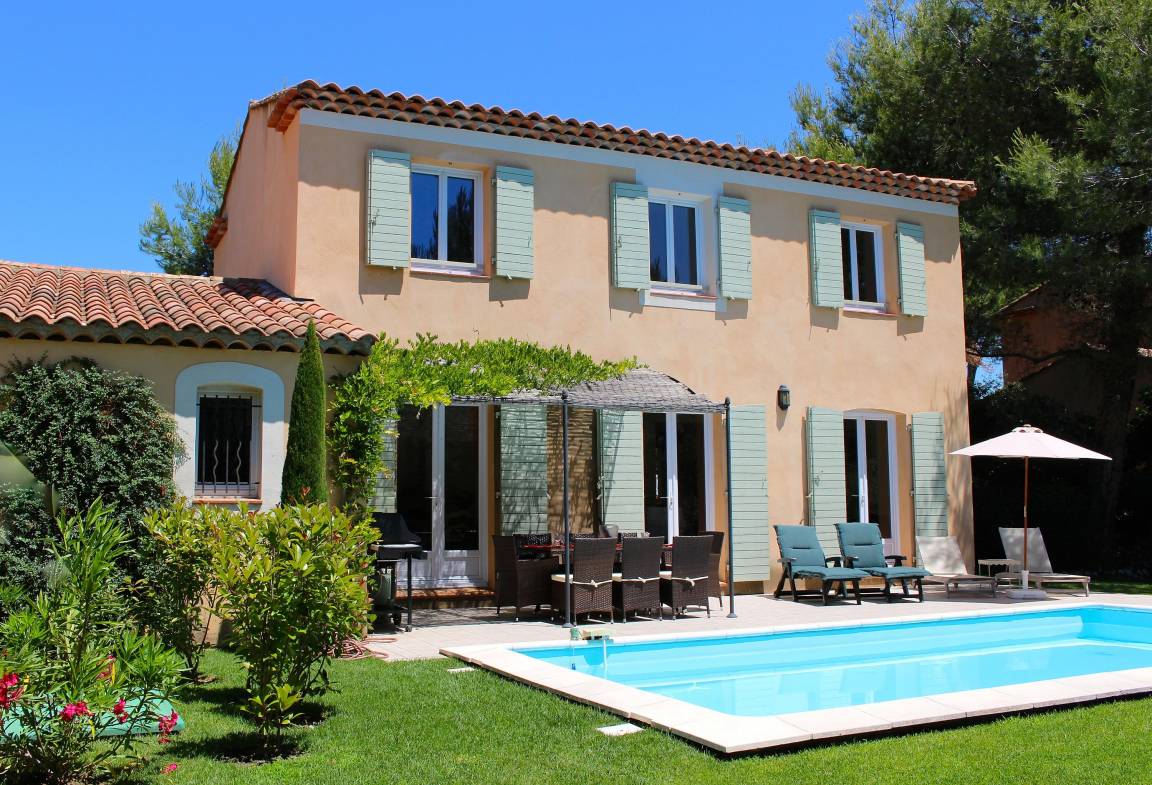 Casa ∙ 3 Habitaciones ∙ 6 Huéspedes - Lambesc