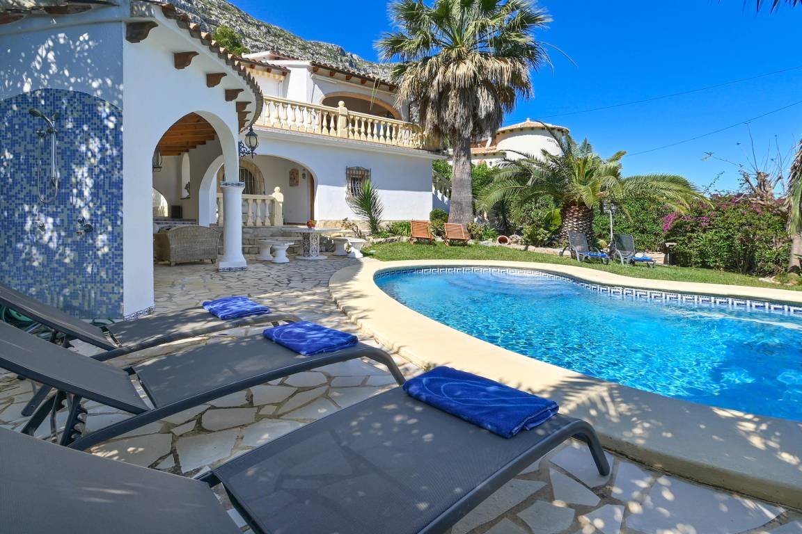 350 M² Casa ∙ 3 Habitaciones ∙ 6 Huéspedes - Denia