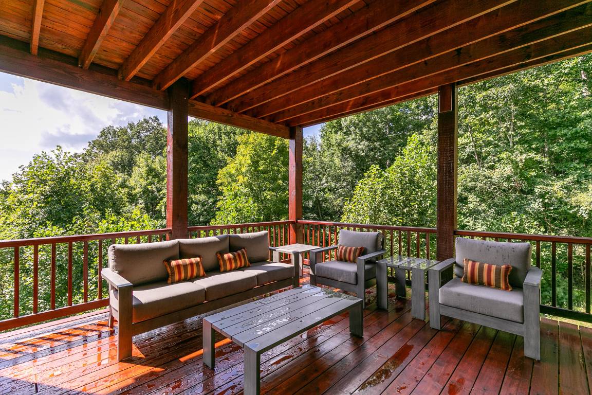House ∙ 5 Bedrooms ∙ 14 Guests - Roan Mountain, TN