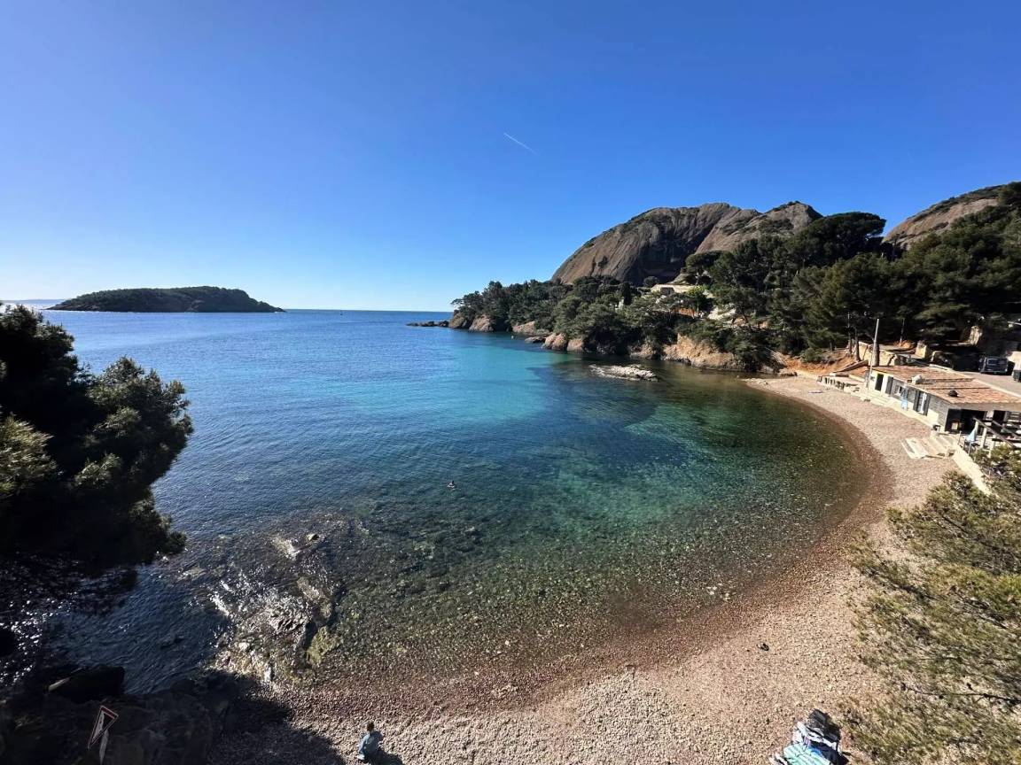 60 M² Apartment ∙ 3 Bedrooms ∙ 5 Guests - La Ciotat