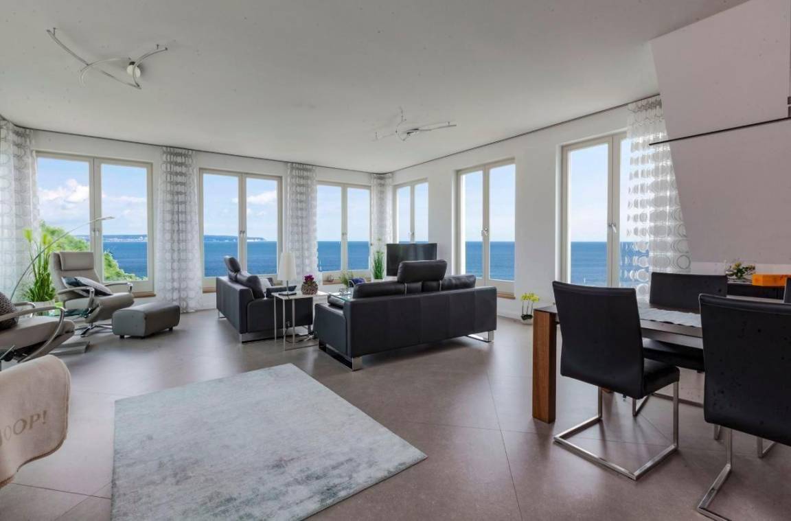 220 M² Ferienwohnung ∙ 3 Schlafzimmer ∙ 6 Gäste - Baabe