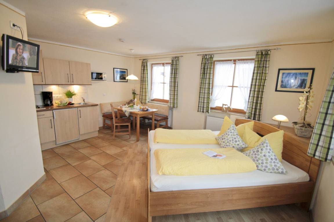 30 M² Ferienwohnung ∙ 2 Gäste - Bernau am Chiemsee