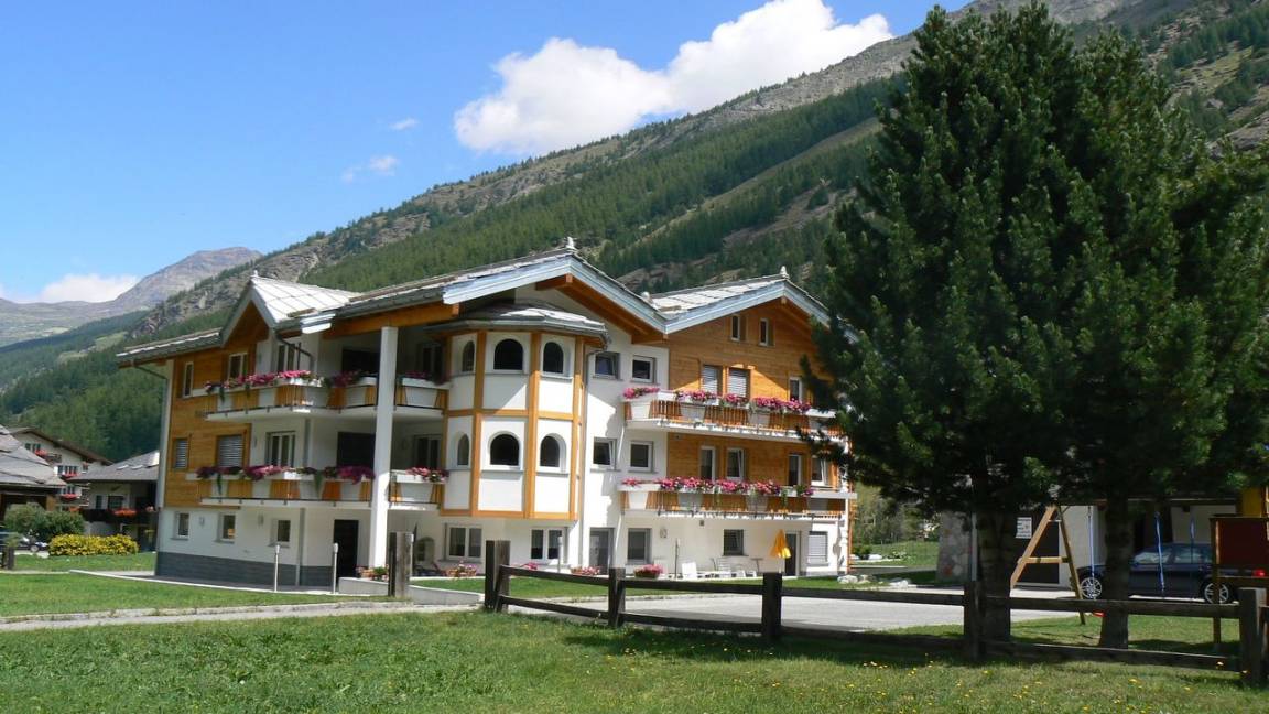 60 M² Ferienwohnung ∙ 2 Schlafzimmer ∙ 4 Gäste - Saas-Fee