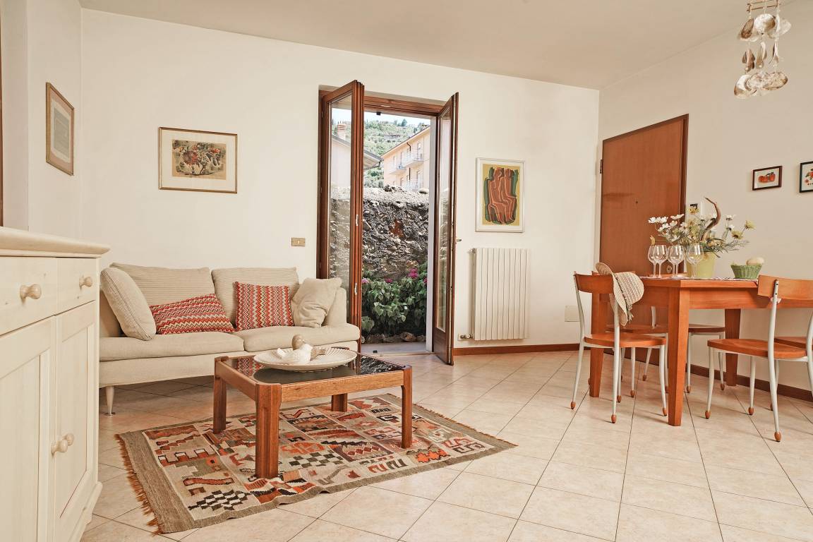 80 M² Appartement ∙ 2 Chambres ∙ 5 Personnes - Torri del Benaco