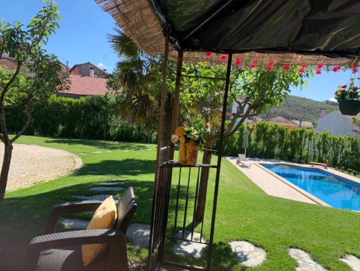 28 M² Estúdio ∙ 1 Quarto ∙ 3 Hóspedes - Bragança