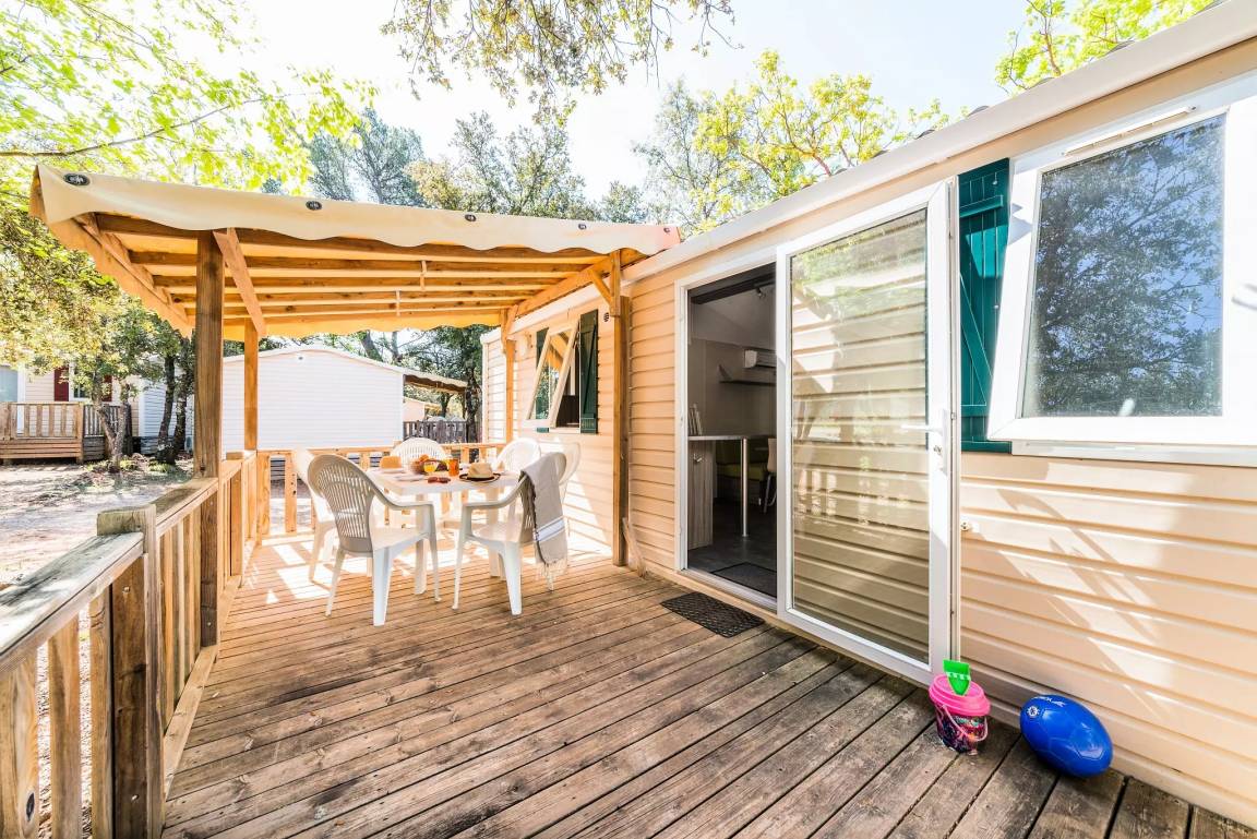 30 M² Mobil-home ∙ 2 Chambres ∙ 6 Personnes - Régusse