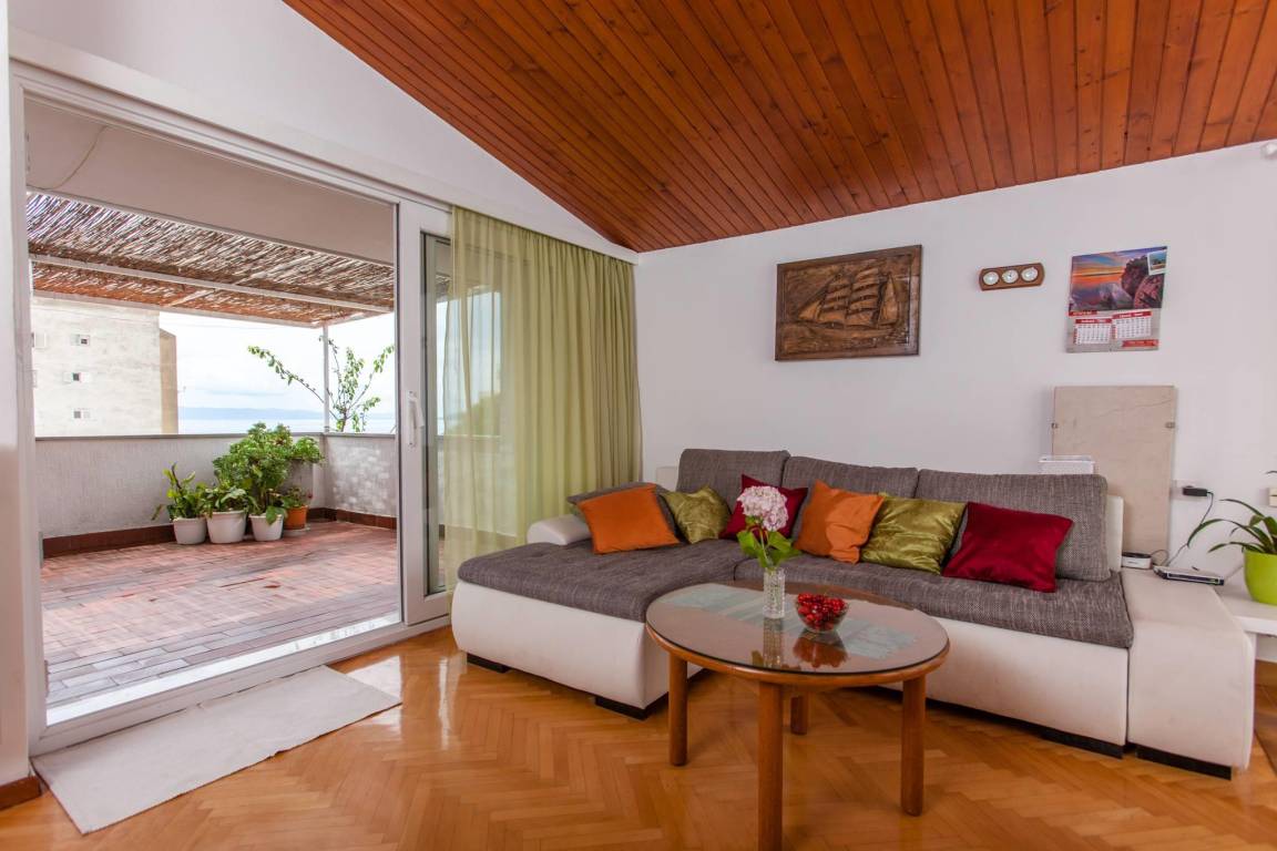 70 M² Ferienwohnung ∙ 2 Schlafzimmer ∙ 5 Gäste - Makarska