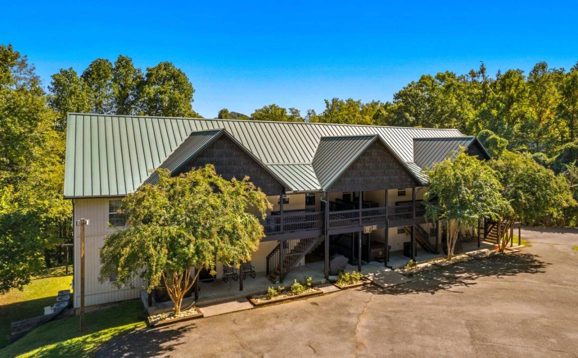 165 M² Condo ∙ 2 Bedrooms ∙ 12 Guests - Gatlinburg, TN