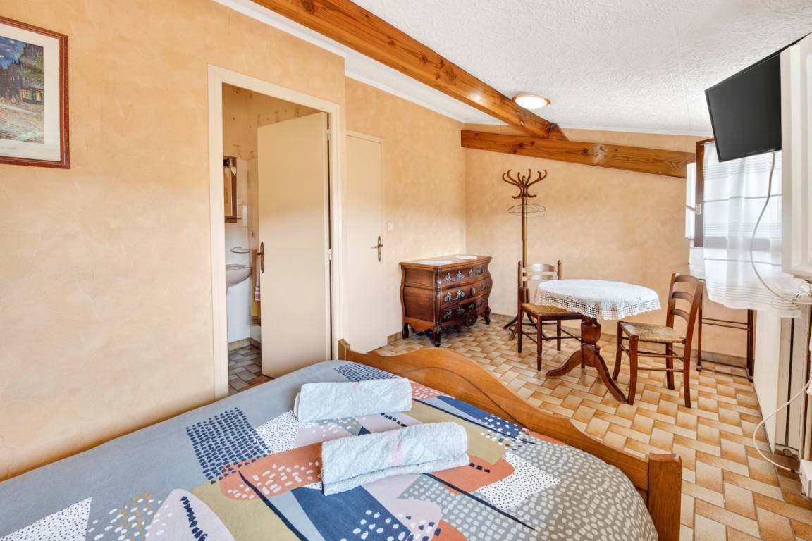 18 M² Chambre D'hôtes ∙ 1 Chambre ∙ 2 Personnes - Tarare