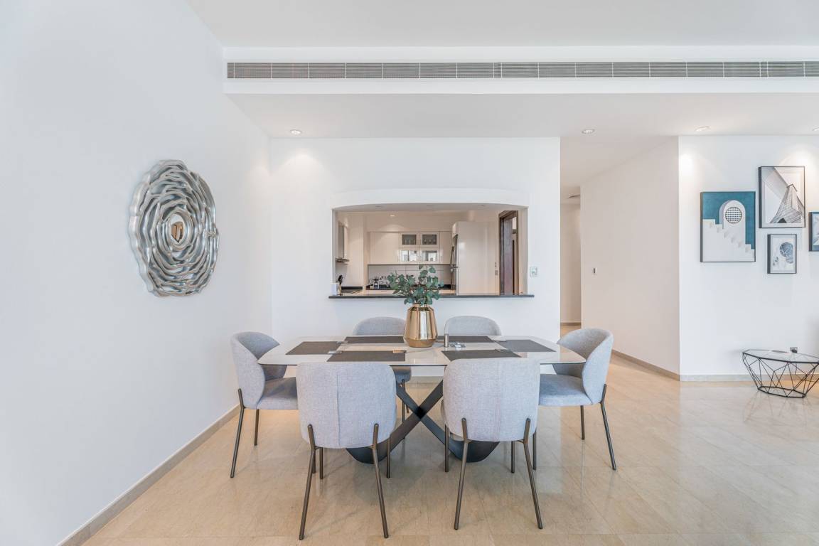 Villa ∙ 3 Makuuhuonetta ∙ 7 Vierasta - Dubai