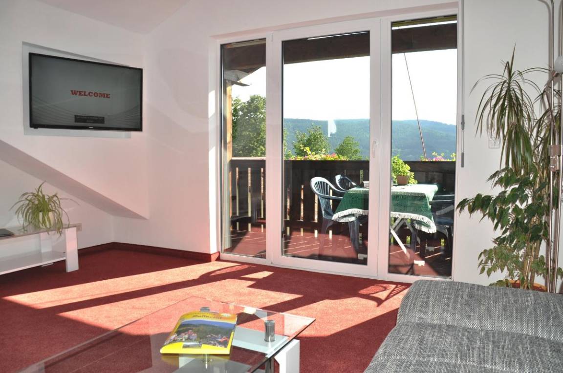 75 M² Ferienwohnung ∙ 2 Schlafzimmer ∙ 4 Gäste - Lohberg