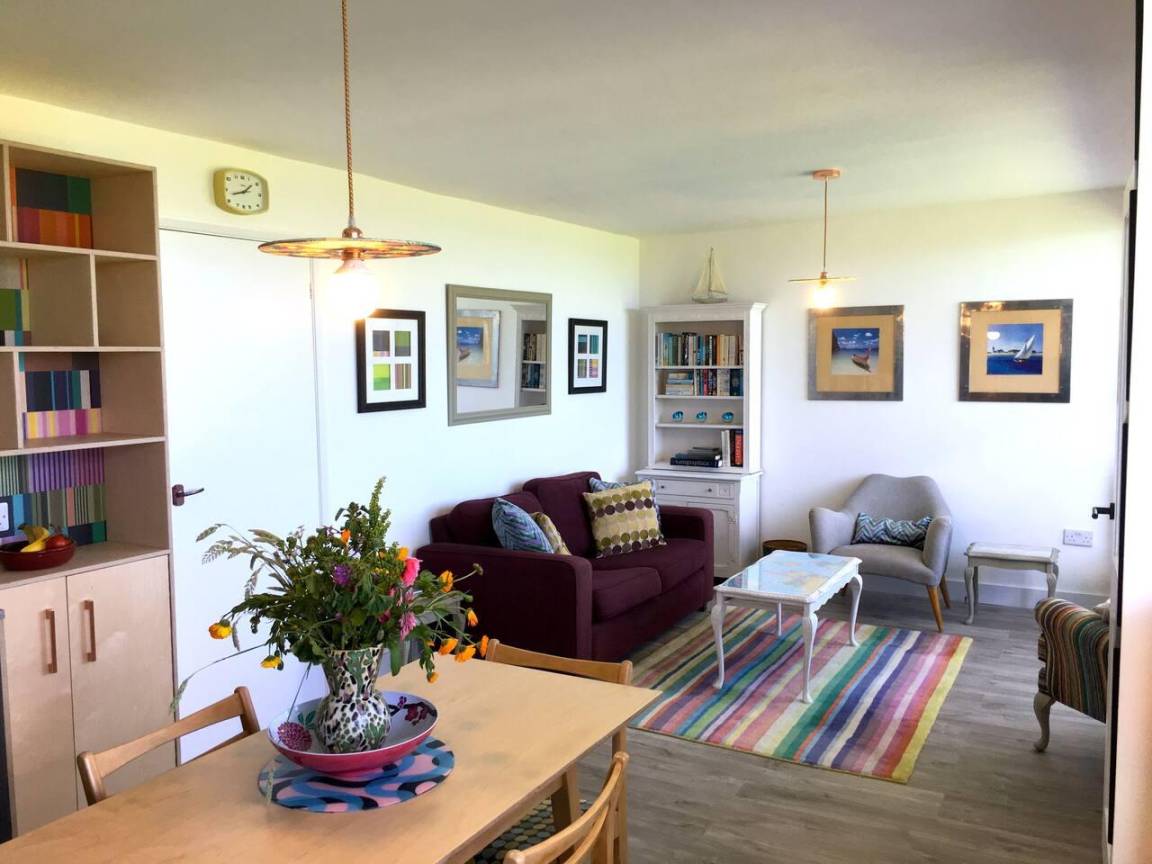 55 M² Chalet ∙ 2 Bedrooms ∙ 4 Guests - Norfolk