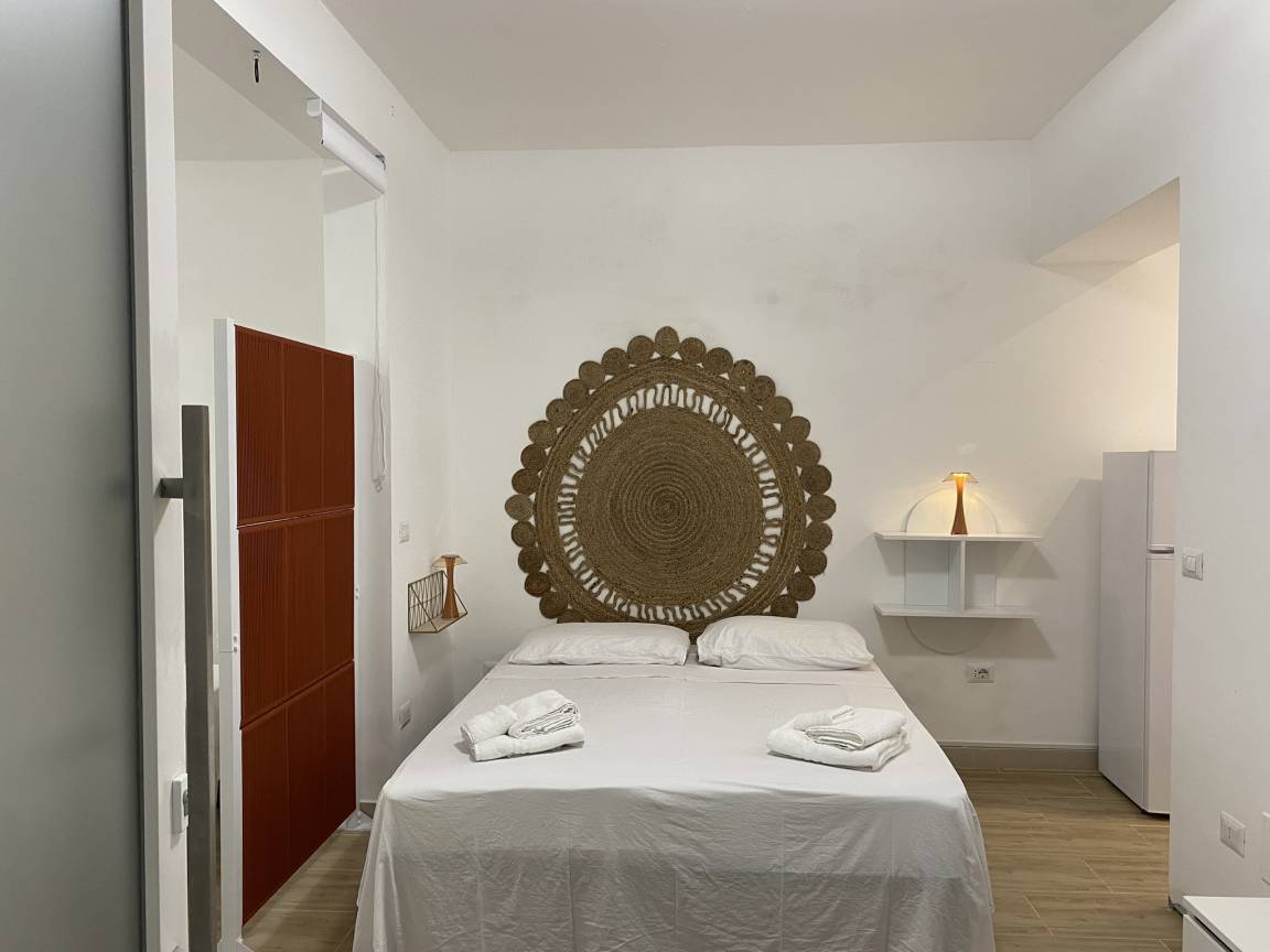 35 M² Bed & Breakfast ∙ 5 Schlafzimmer ∙ 4 Gäste - Leverano