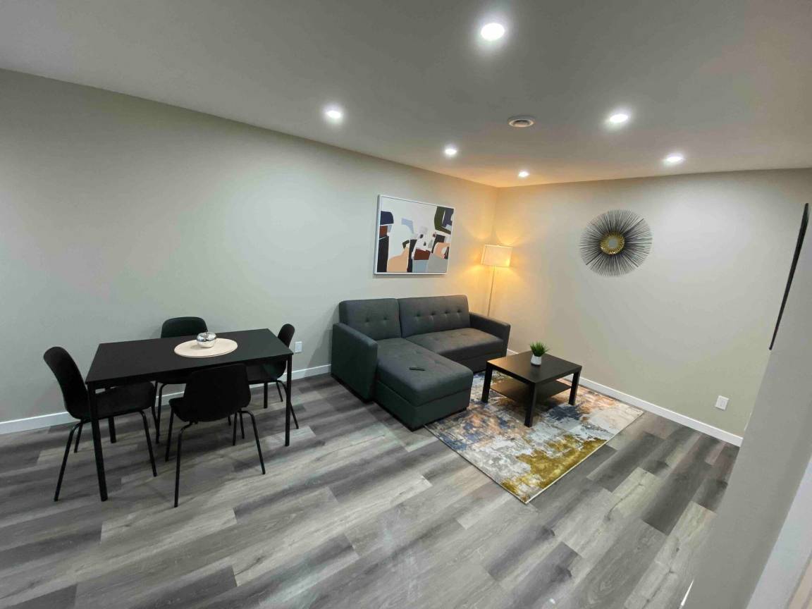 46 M² House ∙ 1 Bedroom ∙ 1 Guest - Saskatoon