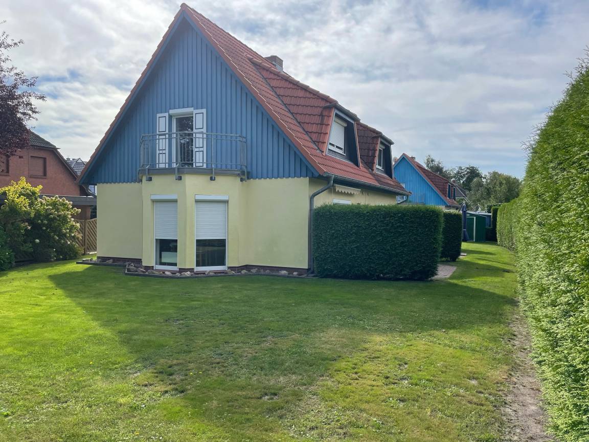 78 M² Ferienhaus ∙ 2 Schlafzimmer ∙ 4 Gäste - Zingst