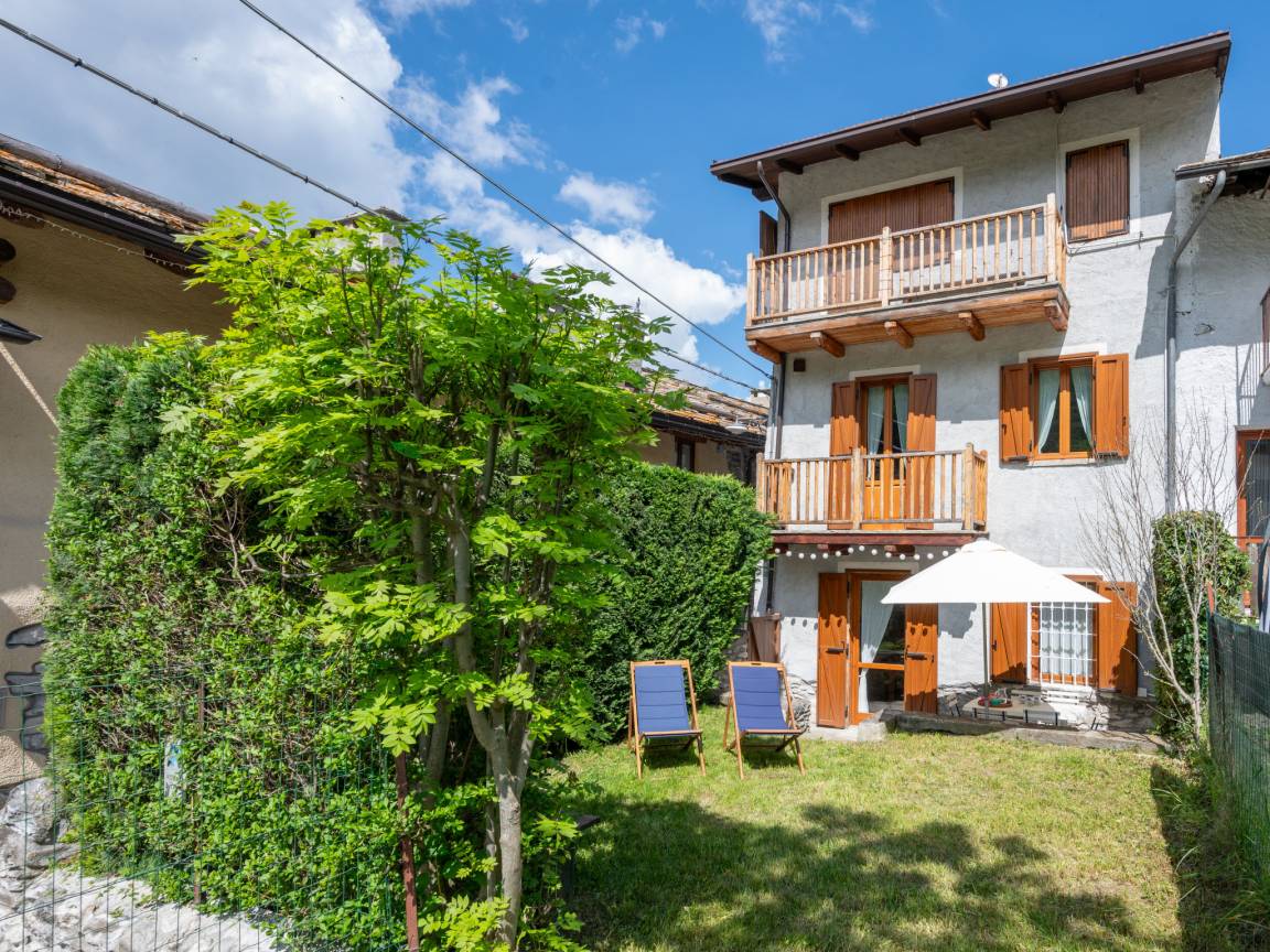 90 M² House ∙ 2 Bedrooms ∙ 6 Guests - Sauze d'Oulx
