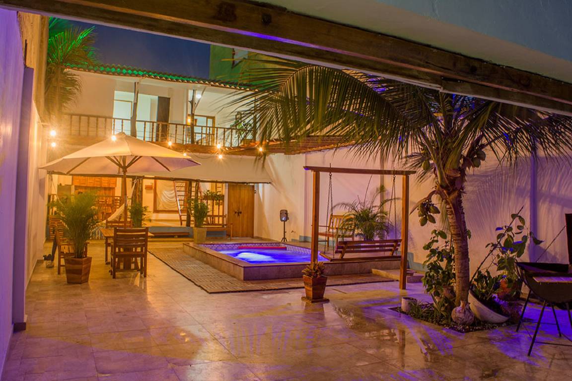 140 M² House ∙ 9 Bedrooms ∙ 30 Guests - Bolivar
