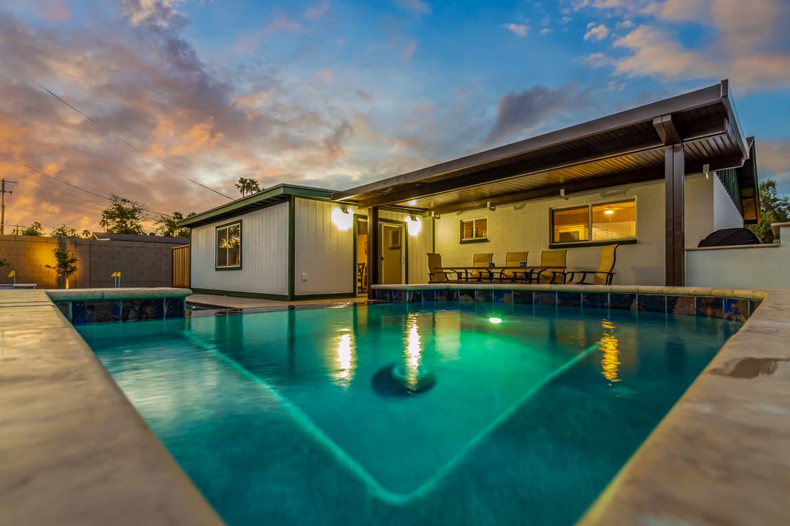 144 M² House ∙ 3 Bedrooms ∙ 8 Guests - Tempe, AZ