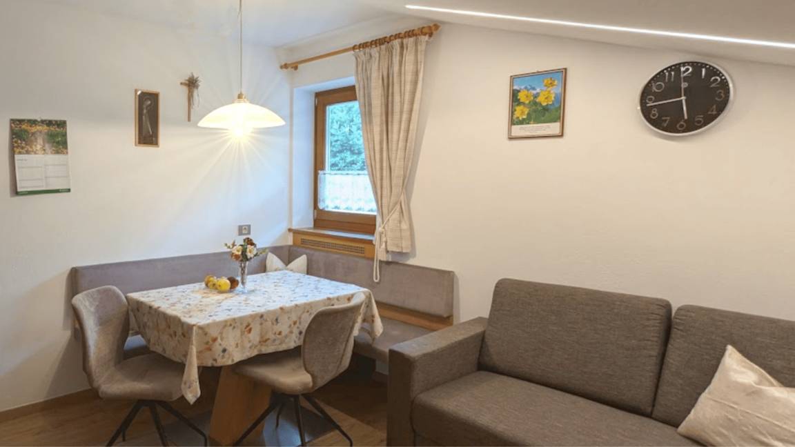 45 M² Ferienwohnung ∙ 2 Schlafzimmer ∙ 5 Gäste - Meransen