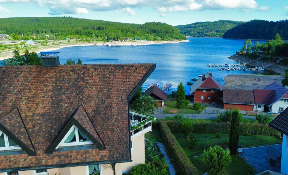 88 M² Appartement ∙ 1 Slaapkamer ∙ 5 Gasten - Hinterzarten