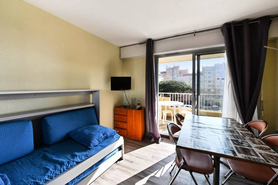33 M² Ferienwohnung ∙ 1 Schlafzimmer ∙ 6 Gäste - Porquerolles