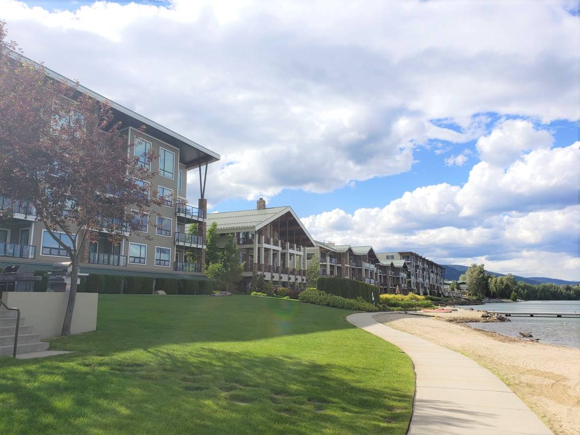 109 M² Apartment ∙ 1 Bedroom ∙ 4 Guests - Sandpoint, ID