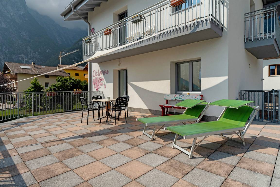 80 M² Appartement ∙ 1 Chambre ∙ 4 Personnes - Molveno
