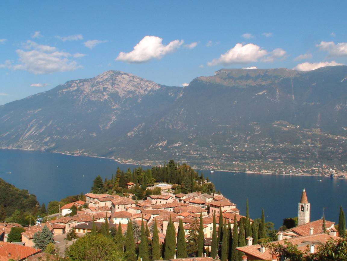 70 M² Appartement ∙ 2 Chambres ∙ 5 Personnes - Limone Sul Garda