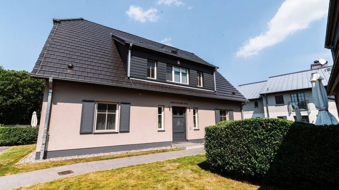 55 M² Ferienwohnung ∙ 1 Schlafzimmer ∙ 2 Gäste - Wustrow