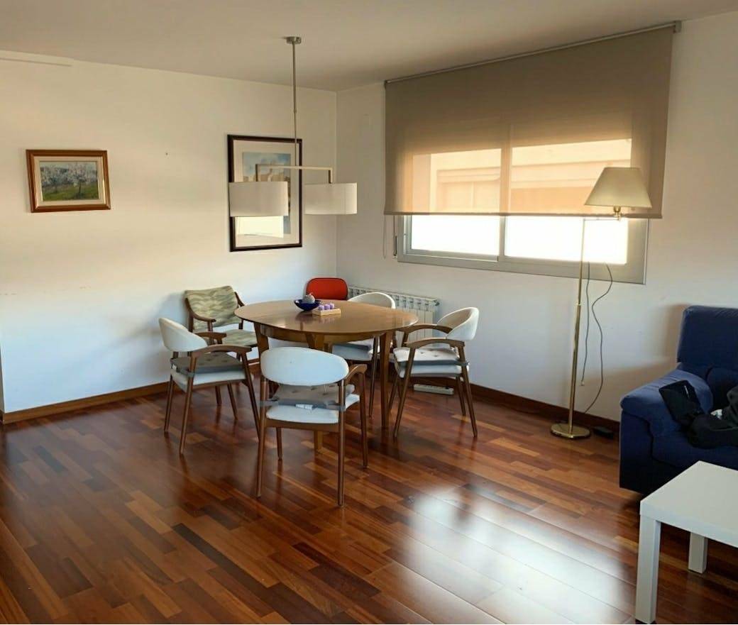 105 M² Private Room ∙ 1 Bedroom ∙ 1 Guest - Sabadell