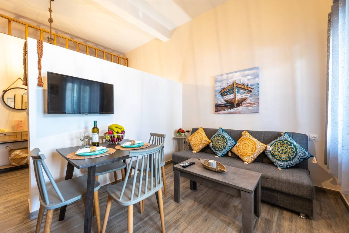 48 M² Appartement ∙ 3 Chambres ∙ 4 Personnes - Aéroport de Rhodes (RHO)
