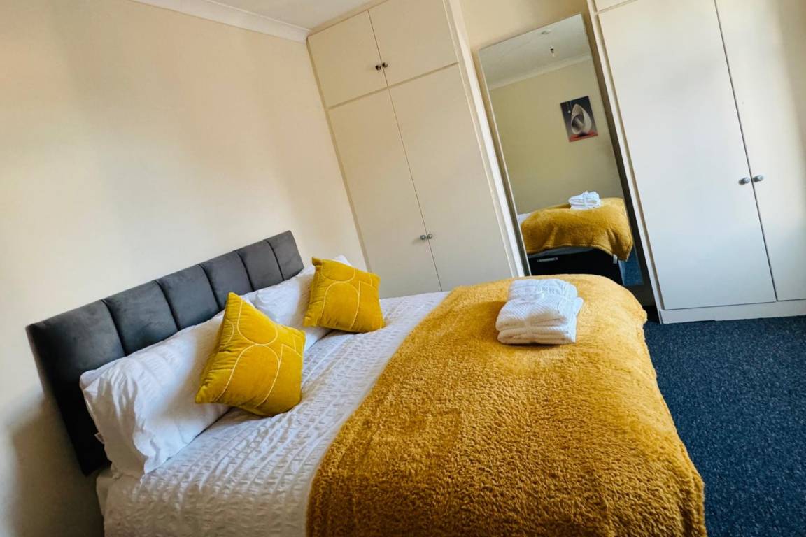 75 M² Casa ∙ 2 Camere Da Letto ∙ 5 Ospiti - Leicester