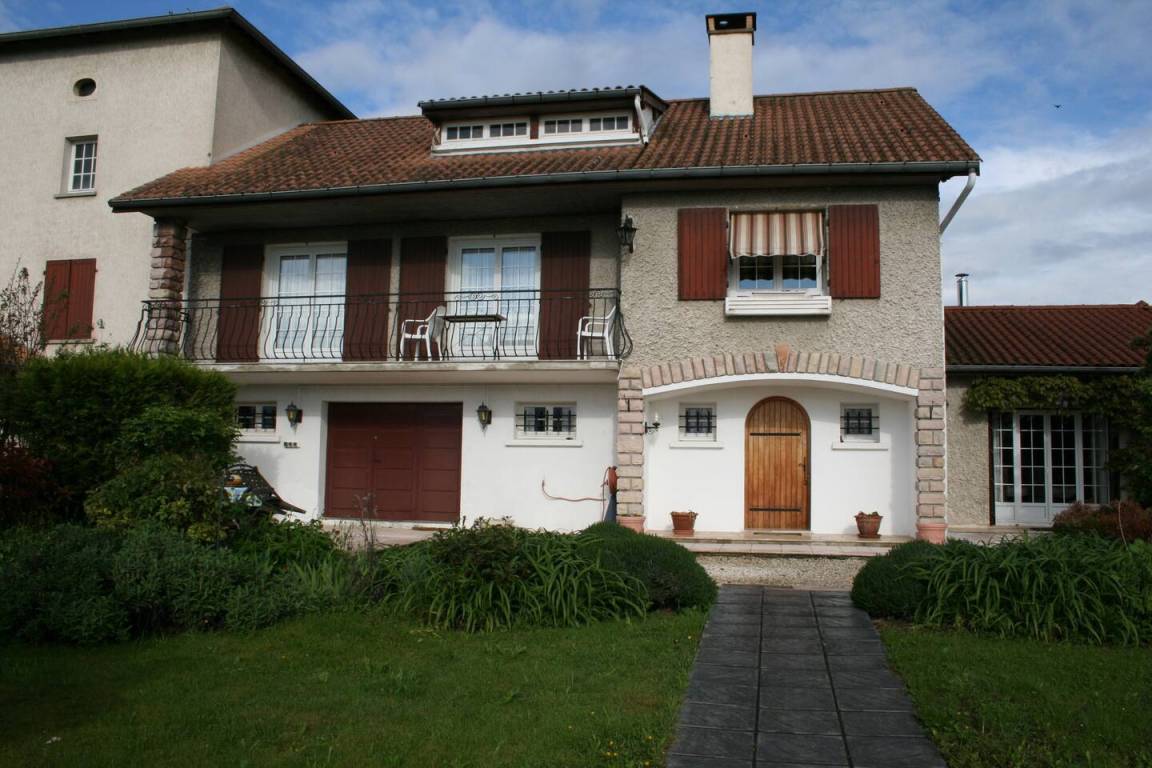 85 M² Maison De Vacances ∙ 1 Chambre ∙ 2 Personnes - Tournus